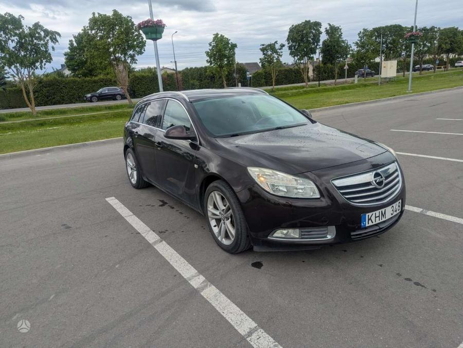 Brūns Opel Insignia 2011 Kauņa, ar dzinēja tilpumu 1.96 L un nobraukumu 262 tūkst. km par 4300 €, foto 3 vietnē AUTOMOTO.COM.LV