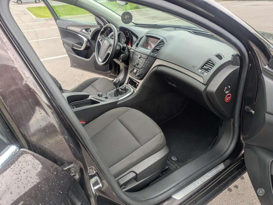 Brūns Opel Insignia 2011 Kauņa, ar dzinēja tilpumu 1.96 L un nobraukumu 262 tūkst. km par 4300 €, foto 9 vietnē AUTOMOTO.COM.LV