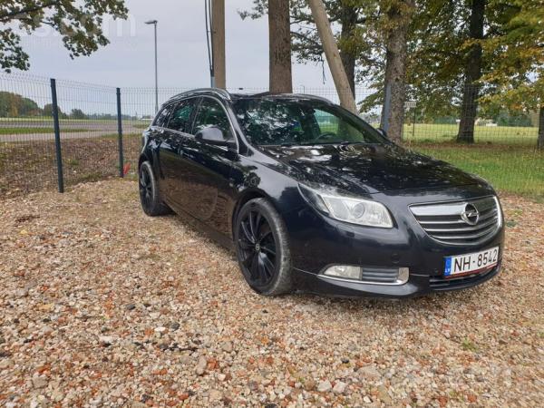 Brūns Opel Insignia 2011 Cēsis, ar dzinēja tilpumu 2.00 L un nobraukumu 0 tūkst. km par 4900 €, foto 3 vietnē AUTOMOTO.COM.LV