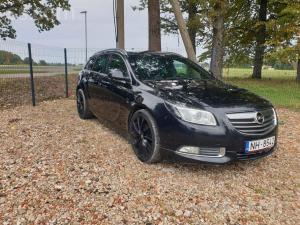 Brown Opel Insignia 2011 in Cesis, with an engine capacity of 2.00 L and mileage of 0 thousand km for 4900 €, photo 3 on AUTOMOTO.COM.LV