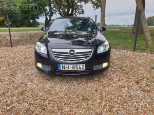 Brown Opel Insignia 2011 in Cesis, with an engine capacity of 2.00 L and mileage of 0 thousand km for 4900 €, photo 7 on AUTOMOTO.COM.LV