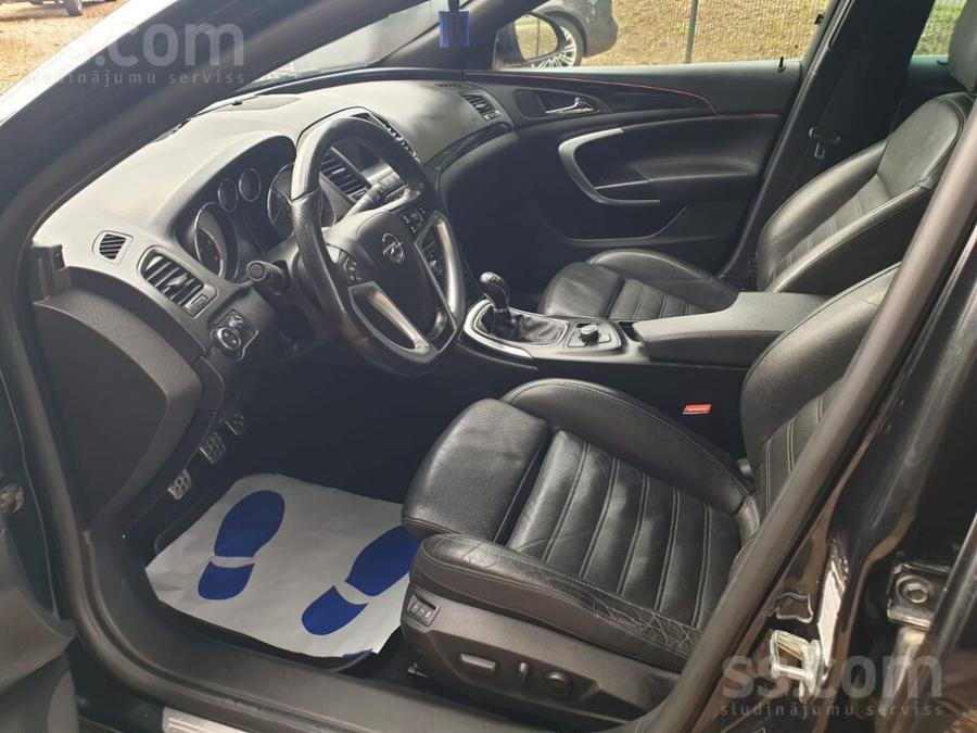 Brown Opel Insignia 2011 in Cesis, with an engine capacity of 2.00 L and mileage of 0 thousand km for 4900 €, photo 11 on AUTOMOTO.COM.LV