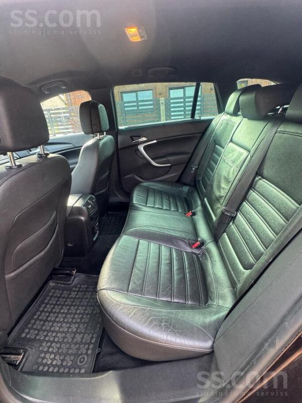Brūns Opel Insignia 2011 Valmiera, ar dzinēja tilpumu 2.00 L un nobraukumu 514 tūkst. km par 1700 €, foto 5 vietnē AUTOMOTO.COM.LV