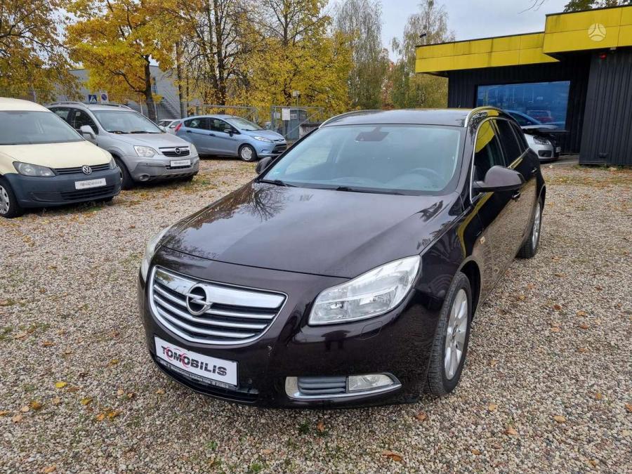 Brown Opel Insignia 2011 in Kaunas, with an engine capacity of 2.00 L and mileage of 250 thousand km for 2300 €, photo 5 on AUTOMOTO.COM.LV