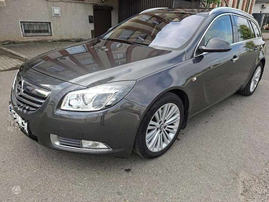 Brown Opel Insignia 2012 in Kaunas, with an engine capacity of 2.00 L and mileage of 183 thousand km for 4250 €, photo 1 on AUTOMOTO.COM.LV