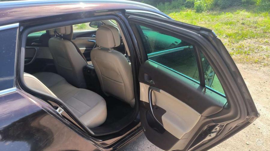 Brūns Opel Insignia 2012 Kauņa, ar dzinēja tilpumu 1.96 L un nobraukumu 275 tūkst. km par 3980 €, foto 19 vietnē AUTOMOTO.COM.LV