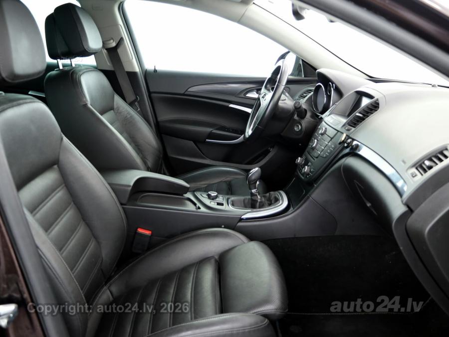 Brūns Opel Insignia 2012 Tallina, ar dzinēja tilpumu 2.00 L un nobraukumu 333 tūkst. km par 2499 €, foto 7 vietnē AUTOMOTO.COM.LV