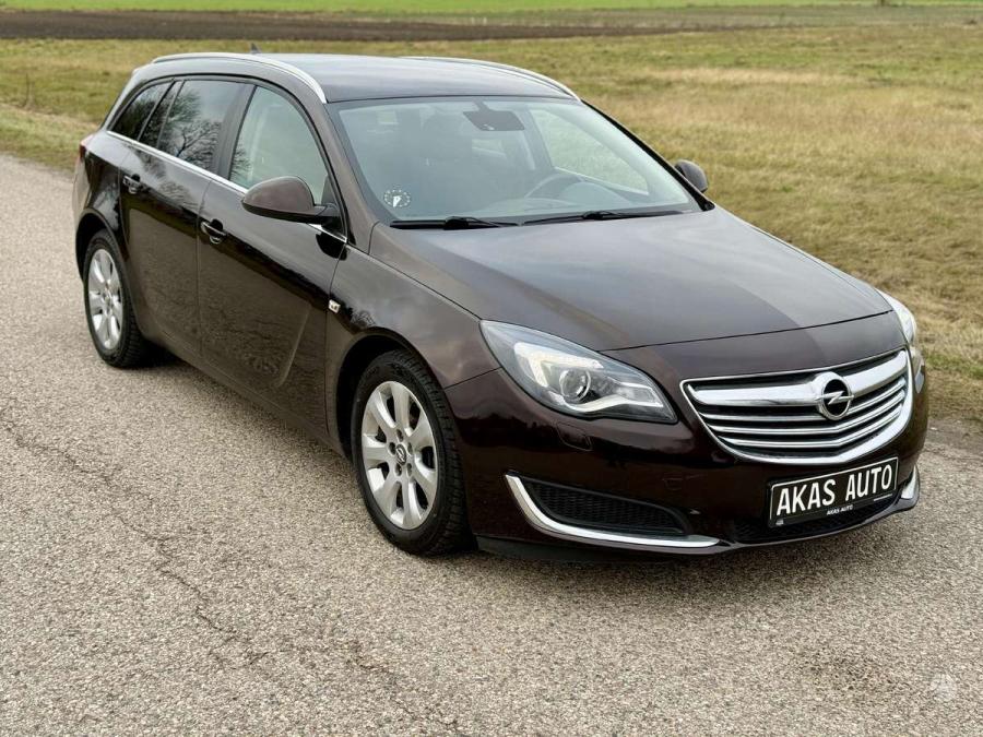 Brown Opel Insignia 2013 in Vilkaviskis, with an engine capacity of 1.96 L and mileage of 162 thousand km for 6900 €, photo 2 on AUTOMOTO.COM.LV