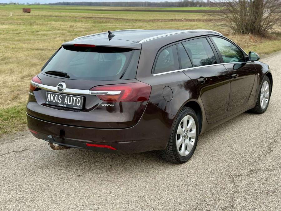 Brown Opel Insignia 2013 in Vilkaviskis, with an engine capacity of 1.96 L and mileage of 162 thousand km for 6900 €, photo 3 on AUTOMOTO.COM.LV