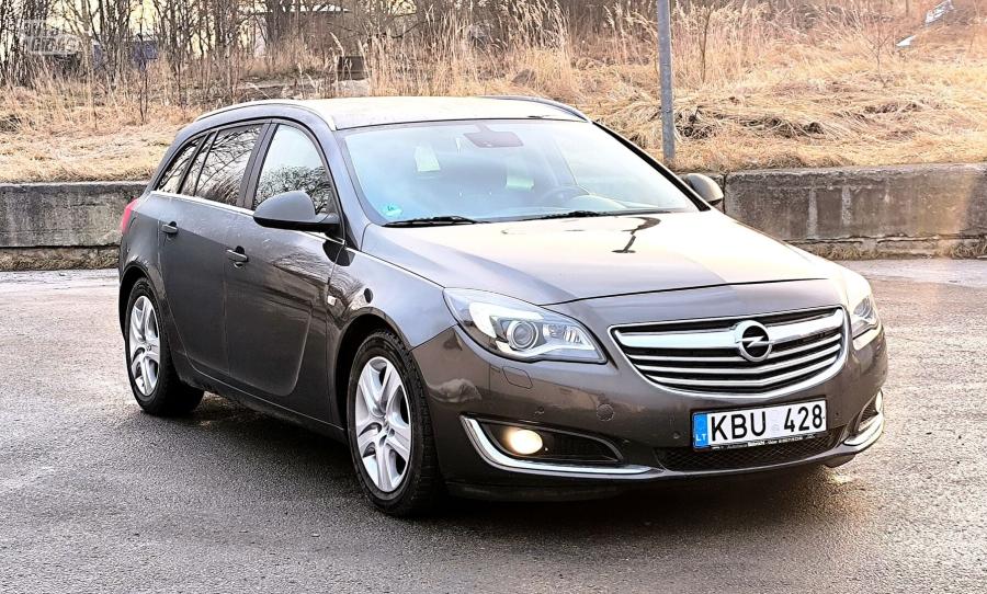 Brown Opel Insignia 2013 in Vilnius, with an engine capacity of 2.00 L and mileage of 188 thousand km for 3999 €, photo 3 on AUTOMOTO.COM.LV