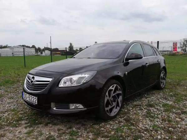 Brūns Opel Insignia 2013 Saldus, ar dzinēja tilpumu 2.00 L un nobraukumu 209 tūkst. km par 6500 €, foto 1 vietnē AUTOMOTO.COM.LV