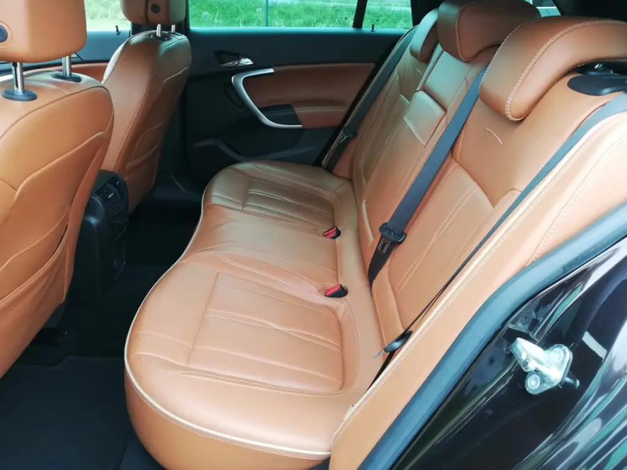 Brūns Opel Insignia 2013 Saldus, ar dzinēja tilpumu 2.00 L un nobraukumu 209 tūkst. km par 6500 €, foto 11 vietnē AUTOMOTO.COM.LV