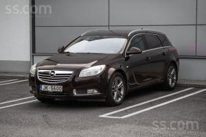 Brūns Opel Insignia 2013 Rīga, ar dzinēja tilpumu 2.00 L un nobraukumu 230 tūkst. km par 3990 €, foto  vietnē AUTOMOTO.COM.LV