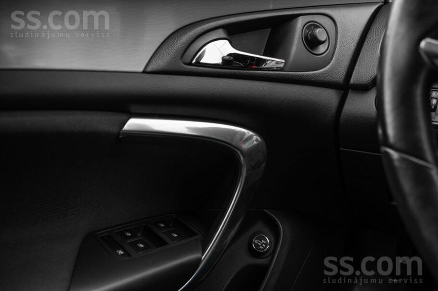 Brūns Opel Insignia 2013 Rīga, ar dzinēja tilpumu 2.00 L un nobraukumu 230 tūkst. km par 3990 €, foto 29 vietnē AUTOMOTO.COM.LV