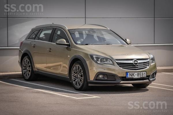 Brown Opel Insignia 2013 in Riga, with an engine capacity of 2.00 L and mileage of 268 thousand km for 6500 €, photo 4 on AUTOMOTO.COM.LV