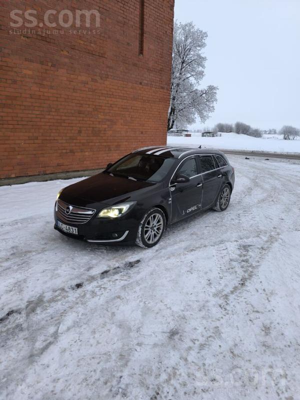 Brown Opel Insignia 2014 in Dobele, with an engine capacity of 2.00 L and mileage of 270 thousand km for 3300 €, photo 7 on AUTOMOTO.COM.LV