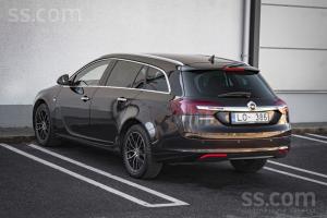 Brown Opel Insignia 2014 in Riga, with an engine capacity of 2.00 L and mileage of 270 thousand km for 7690 €, photo 7 on AUTOMOTO.COM.LV
