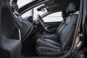 Brown Opel Insignia 2014 in Riga, with an engine capacity of 2.00 L and mileage of 270 thousand km for 7690 €, photo 11 on AUTOMOTO.COM.LV
