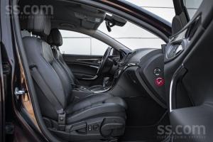 Brown Opel Insignia 2014 in Riga, with an engine capacity of 2.00 L and mileage of 270 thousand km for 7690 €, photo 12 on AUTOMOTO.COM.LV