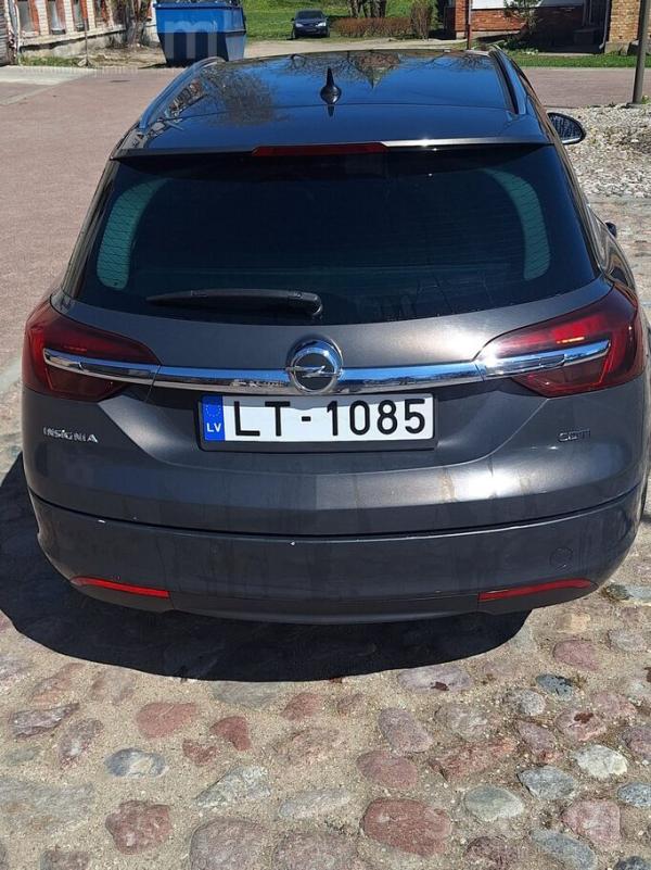Brown Opel Insignia 2014 in Kuldiga, with an engine capacity of 2.00 L and mileage of 308 thousand km for 5300 €, photo 9 on AUTOMOTO.COM.LV