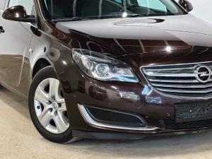 Brown Opel Insignia 2014 in Jurmala, with an engine capacity of 2.00 L and mileage of 287 thousand km for 5650 €, photo 7 on AUTOMOTO.COM.LV