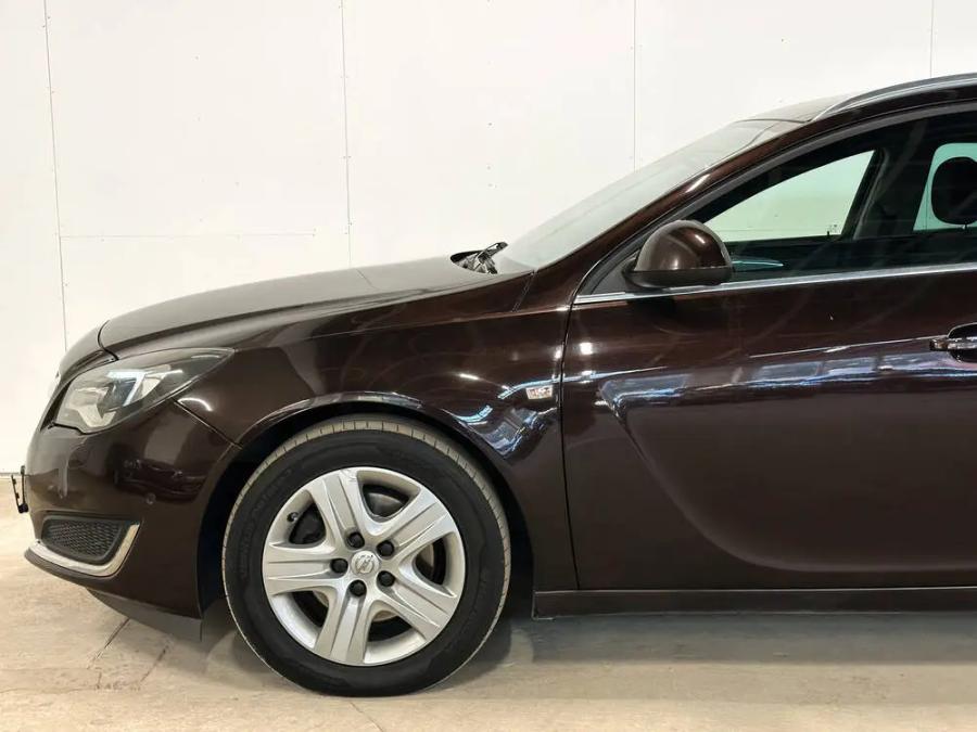 Brown Opel Insignia 2014 in Jurmala, with an engine capacity of 2.00 L and mileage of 287 thousand km for 5650 €, photo 20 on AUTOMOTO.COM.LV