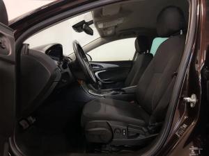 Brown Opel Insignia 2014 in Jurmala, with an engine capacity of 2.00 L and mileage of 287 thousand km for 5650 €, photo 23 on AUTOMOTO.COM.LV