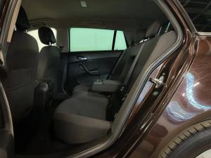 Brown Opel Insignia 2014 in Jurmala, with an engine capacity of 2.00 L and mileage of 287 thousand km for 5650 €, photo 34 on AUTOMOTO.COM.LV