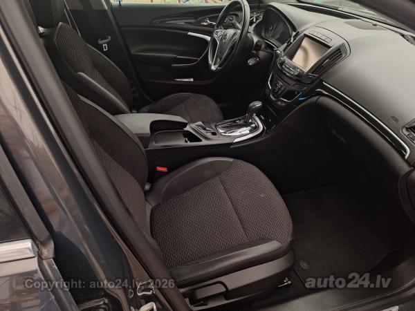 Brown Opel Insignia 2014 in Kuldiga, with an engine capacity of 2.00 L and mileage of 31 thousand km for 5100 €, photo 5 on AUTOMOTO.COM.LV