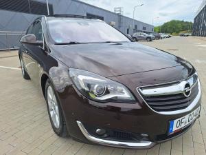 Brown Opel Insignia 2014 in Kaunas, with an engine capacity of 1.96 L and mileage of 292 thousand km for 4600 €, photo 10 on AUTOMOTO.COM.LV