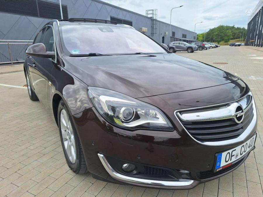 Brown Opel Insignia 2014 in Kaunas, with an engine capacity of 1.96 L and mileage of 292 thousand km for 4600 €, photo 10 on AUTOMOTO.COM.LV