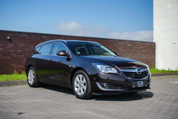 Brown Opel Insignia 2014 in Marijampole, with an engine capacity of 1.96 L and mileage of 298 thousand km for 5950 €, photo 1 on AUTOMOTO.COM.LV