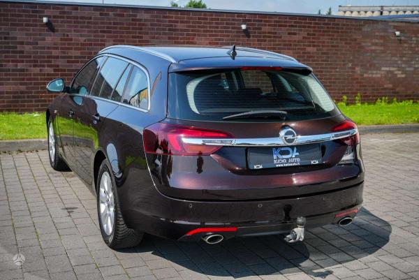 Brown Opel Insignia 2014 in Marijampole, with an engine capacity of 1.96 L and mileage of 298 thousand km for 5950 €, photo 10 on AUTOMOTO.COM.LV