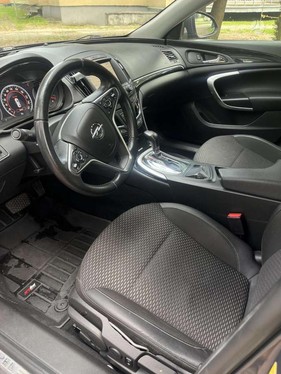 Brūns Opel Insignia 2014 Druskininkai, ar dzinēja tilpumu 1.96 L un nobraukumu 345 tūkst. km par 5300 €, foto 10 vietnē AUTOMOTO.COM.LV