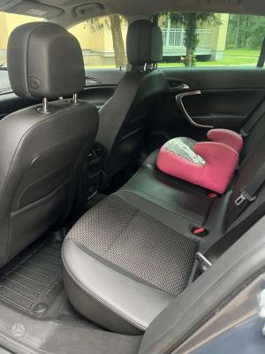 Brūns Opel Insignia 2014 Druskininkai, ar dzinēja tilpumu 1.96 L un nobraukumu 345 tūkst. km par 5300 €, foto 12 vietnē AUTOMOTO.COM.LV