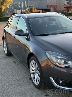 Brown Opel Insignia 2014 in Jekabpils, with an engine capacity of 2.00 L and mileage of 223 thousand km for 6200 €, photo 4 on AUTOMOTO.COM.LV