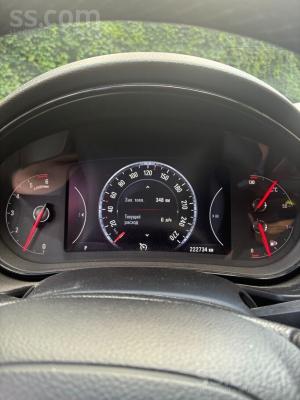 Brown Opel Insignia 2014 in Jekabpils, with an engine capacity of 2.00 L and mileage of 223 thousand km for 6200 €, photo 7 on AUTOMOTO.COM.LV