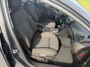 Brūns Opel Insignia 2014 Joniškis, ar dzinēja tilpumu 2.00 L un nobraukumu 197 tūkst. km par 5950 €, foto 21 vietnē AUTOMOTO.COM.LV