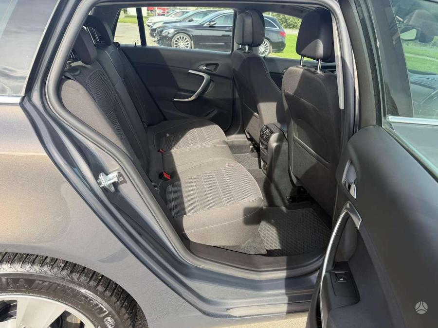 Brūns Opel Insignia 2014 Joniškis, ar dzinēja tilpumu 2.00 L un nobraukumu 197 tūkst. km par 5950 €, foto 22 vietnē AUTOMOTO.COM.LV