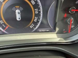 Brūns Opel Insignia 2014 Joniškis, ar dzinēja tilpumu 2.00 L un nobraukumu 197 tūkst. km par 5950 €, foto 27 vietnē AUTOMOTO.COM.LV