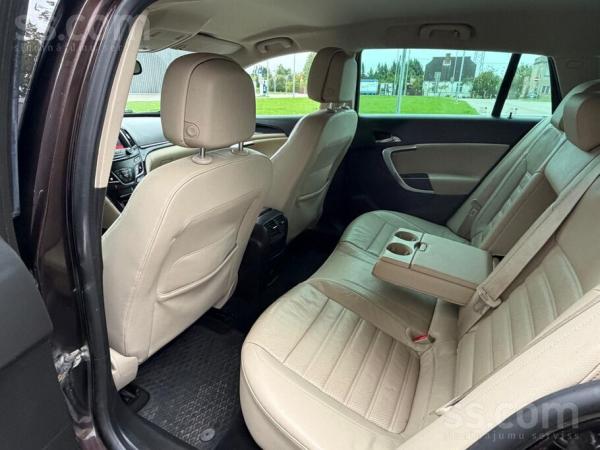 Brūns Opel Insignia 2014 Jelgava, ar dzinēja tilpumu 2.00 L un nobraukumu 452 tūkst. km par 3590 €, foto 7 vietnē AUTOMOTO.COM.LV