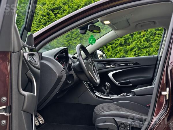 Brūns Opel Insignia 2014 Rīga, ar dzinēja tilpumu 2.00 L un nobraukumu 267 tūkst. km par 3750 €, foto 10 vietnē AUTOMOTO.COM.LV