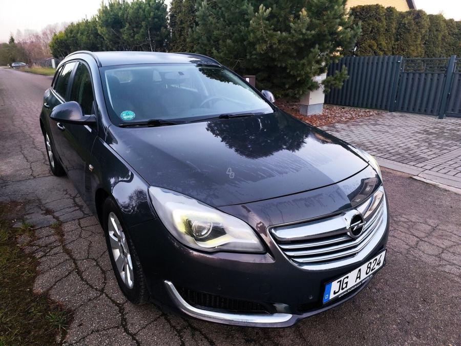 Brown Opel Insignia 2015 in Mazeikiai, with an engine capacity of 2.00 L and mileage of 248 thousand km for 4850 €, photo 13 on AUTOMOTO.COM.LV