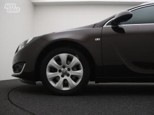 Brown Opel Insignia 2015 in Vilnius, with an engine capacity of 2.00 L and mileage of 244 thousand km for 6799 €, photo 28 on AUTOMOTO.COM.LV