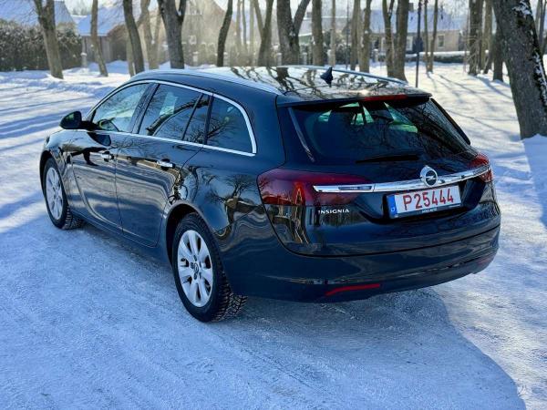 Brown Opel Insignia 2015 in Vilkaviskis, with an engine capacity of 1.96 L and mileage of 207 thousand km for 7200 €, photo 4 on AUTOMOTO.COM.LV