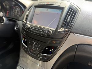 Brown Opel Insignia 2015 in Vilnius, with an engine capacity of 2.00 L and mileage of 200 thousand km for 5999 €, photo 23 on AUTOMOTO.COM.LV