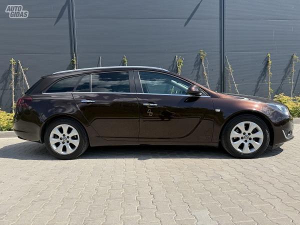 Brown Opel Insignia 2015 in Vilnius, with an engine capacity of 2.00 L and mileage of 200 thousand km for 5999 €, photo 7 on AUTOMOTO.COM.LV