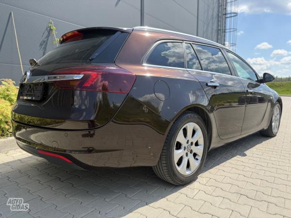 Brown Opel Insignia 2015 in Vilnius, with an engine capacity of 2.00 L and mileage of 200 thousand km for 5999 €, photo 8 on AUTOMOTO.COM.LV