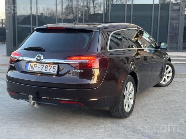 Brown Opel Insignia 2015 in Tukums, with an engine capacity of 2.00 L and mileage of 293 thousand km for 5500 €, photo 6 on AUTOMOTO.COM.LV