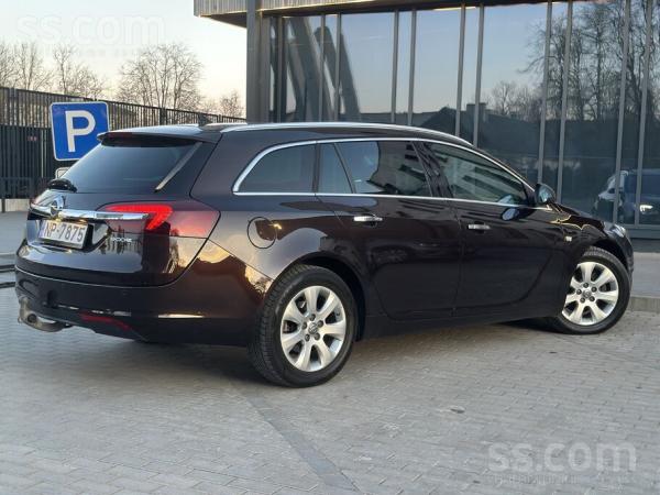 Brown Opel Insignia 2015 in Tukums, with an engine capacity of 2.00 L and mileage of 293 thousand km for 5500 €, photo 7 on AUTOMOTO.COM.LV